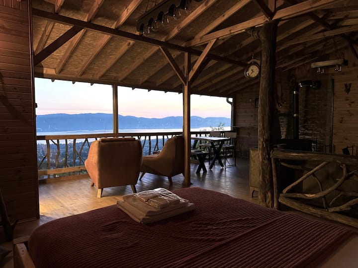 Muhteşem Göl Manzaralı (+Sıcak Havuzlu) Bungalov - Sapanca