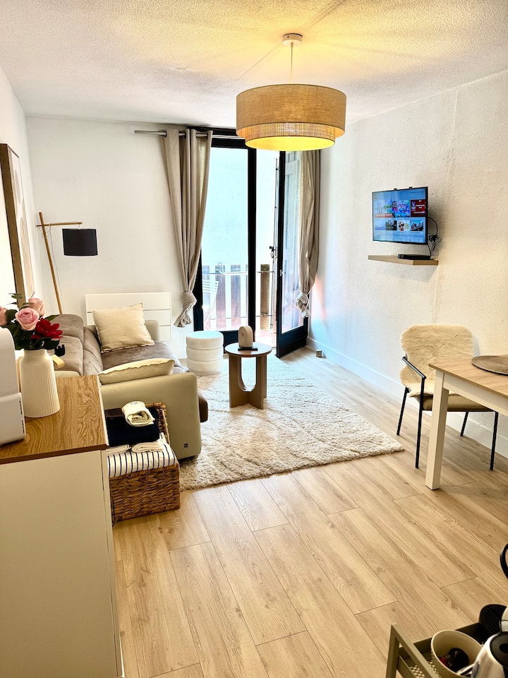 Studio 2 Pers - Wifi  Tv - Parking - Bagnères-de-Luchon