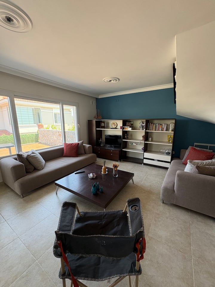 ÇEşme Merkez’de
Marina’ya 5dk 7 Kişilik Villa - Alaçatı