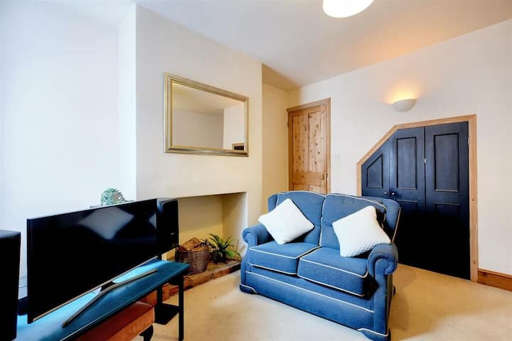 Beautiful 2 Bedroom Entire House - 諾丁漢