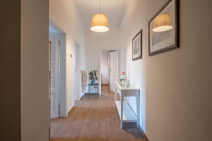 River Front Apartment - Pisa