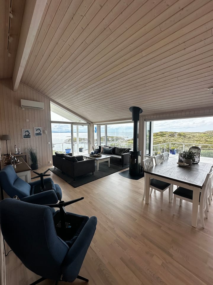 Hytte Nær Sjøen Med Båt! - Norway