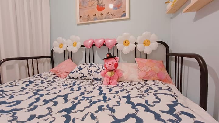 [ 1월 특가 ]아동무료
 따뜻한 숙소 /경복궁/광화문/동대문/명동/신촌/홍대/시청스케이트 - Seoul