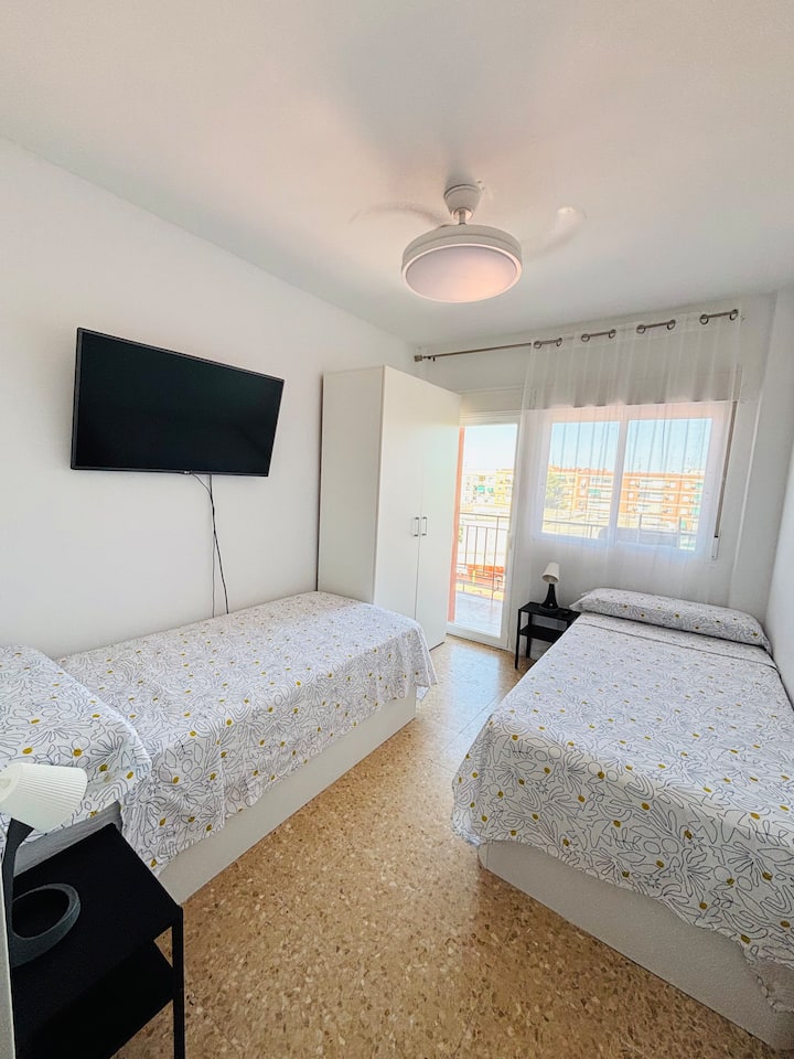Un Hogar Muy Acogedor Habitacion Doble - Parla