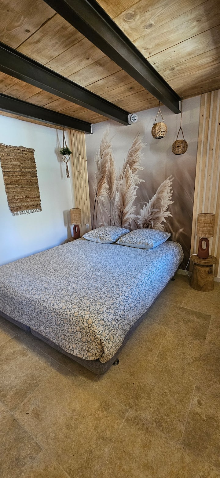 Cosy Gîte Dans Les Collines - Toulon