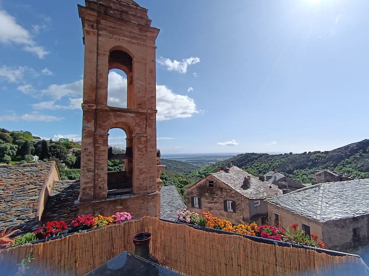 Maison Corse Authentique – Rooftop Privé, Vue Mer - Corsica