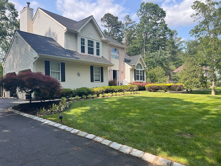 Beautiful Spacious Basement - Red Bank, NJ