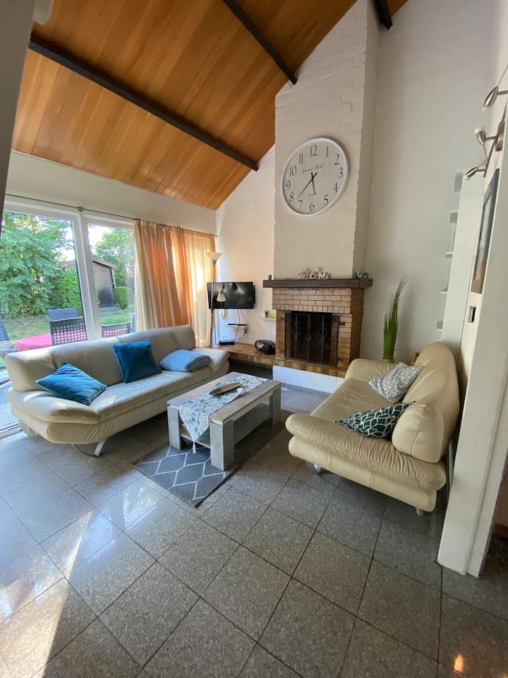 Gemütliches Eck-ferienhaus Am Meer - Bruinisse