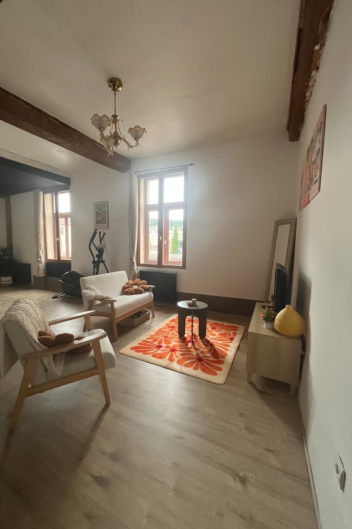 * Logement Entier Au 1er éTage Maison De Ville* - Solaize