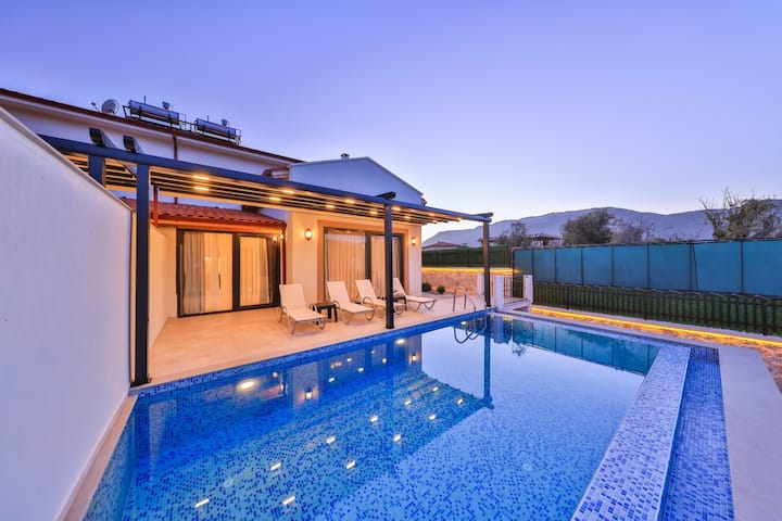 Villa Safran Kaş ÇUkurbağ - Kaş