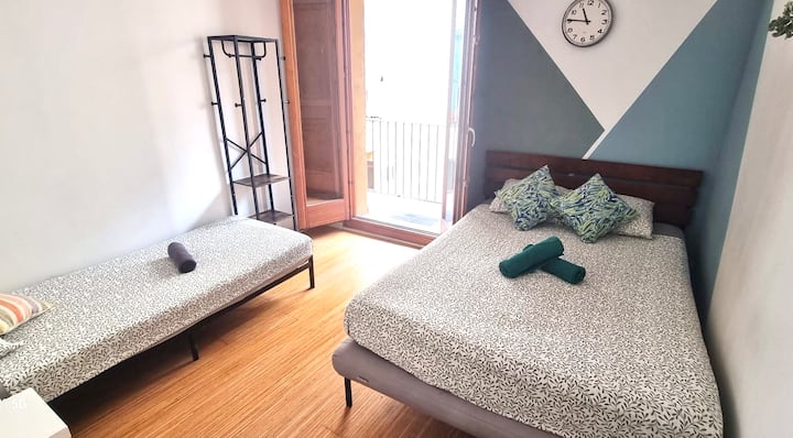 Room In Center/next Ramblas/private Terrace - Barcelona