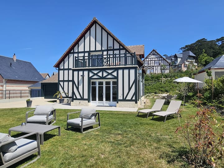 Superbe Maison Familiale, 4 Chambres, 3 Sdd, Calme - Deauville