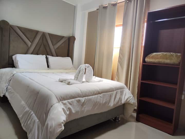 Habitación Matrimonial/baño Priv. Cocina Comedor - Chachapoyas