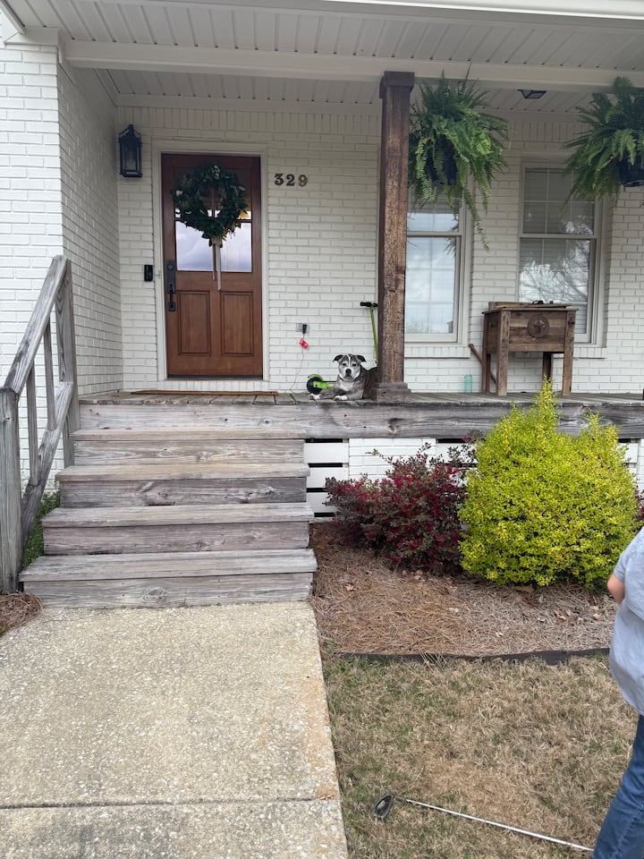 Auburn Game Day Weekend Retreat - Auburn, AL