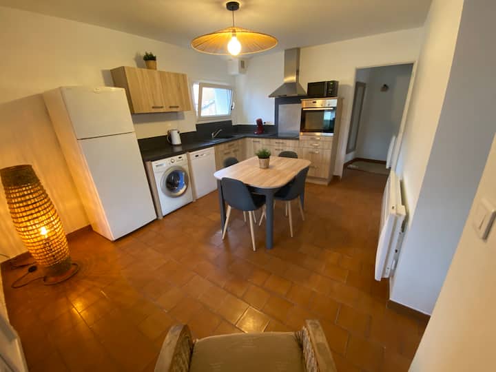 Maison Au Cœur Du Village - Mazan