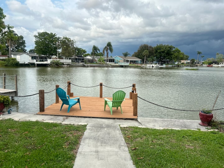 Home In Holiday Fl - Holiday, FL