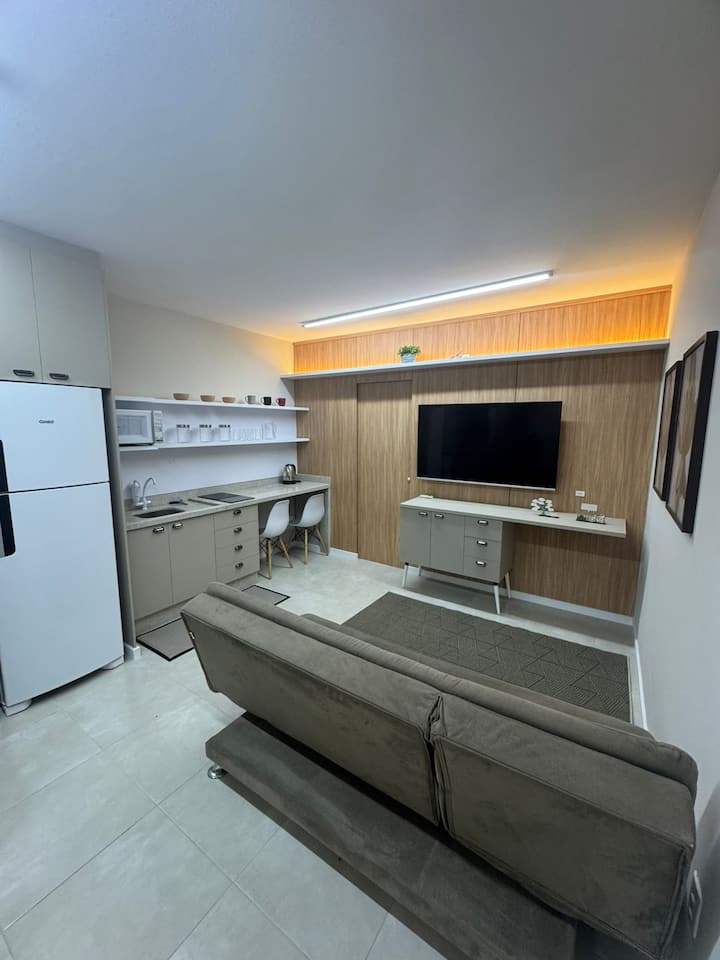 Apto No Centro Px Aos Shoppings - Joinville