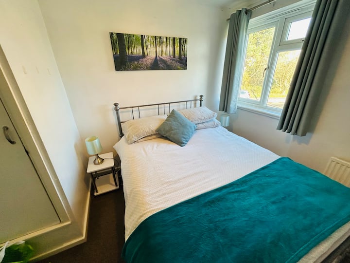 Fresh & Stylish 3br Entire Homefast Wi-fi +Parking - Farnham