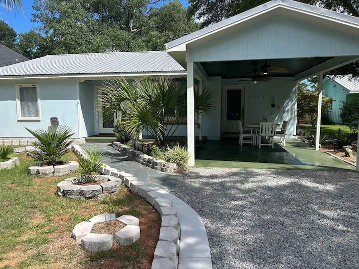 Luna Ray - Oak Island, NC