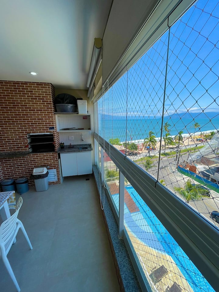 Apartamento Na Avenida Da Praia Com Churrasqueira - Caraguatatuba