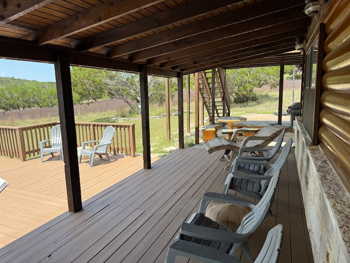 Sunrise Cabin Getaway - Wimberley, TX