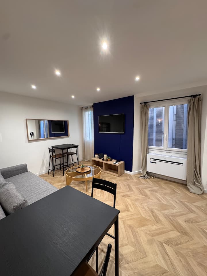 Appart Chic Au Cœur De La Ciotat – Balnéo - Clim - La Ciotat