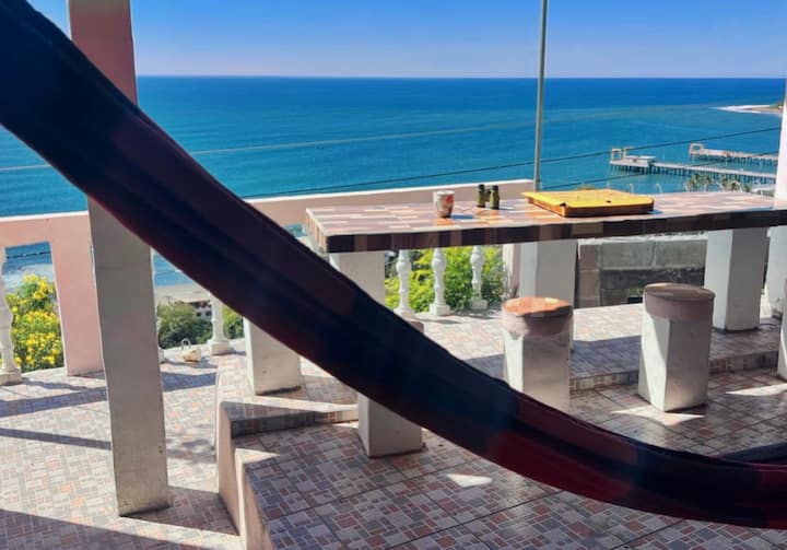 Ocean View Breeze - La Libertad