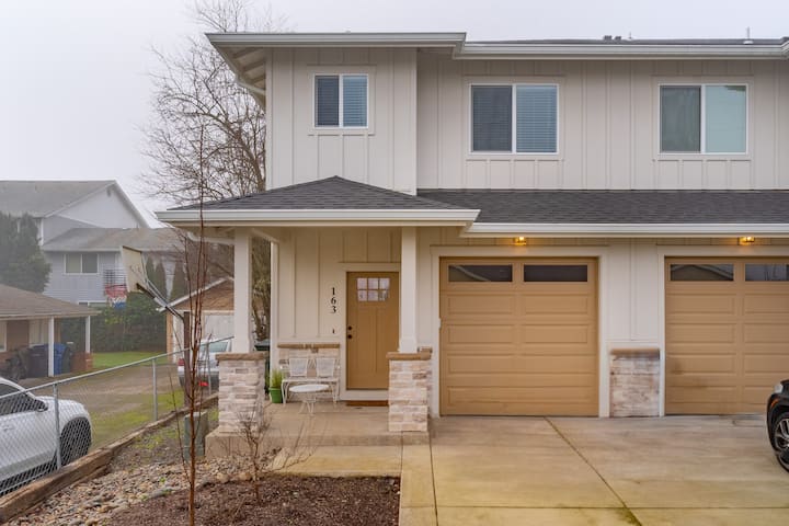 New Home In Salem, Or-minutes To Downtown/parks! - Salem, OR