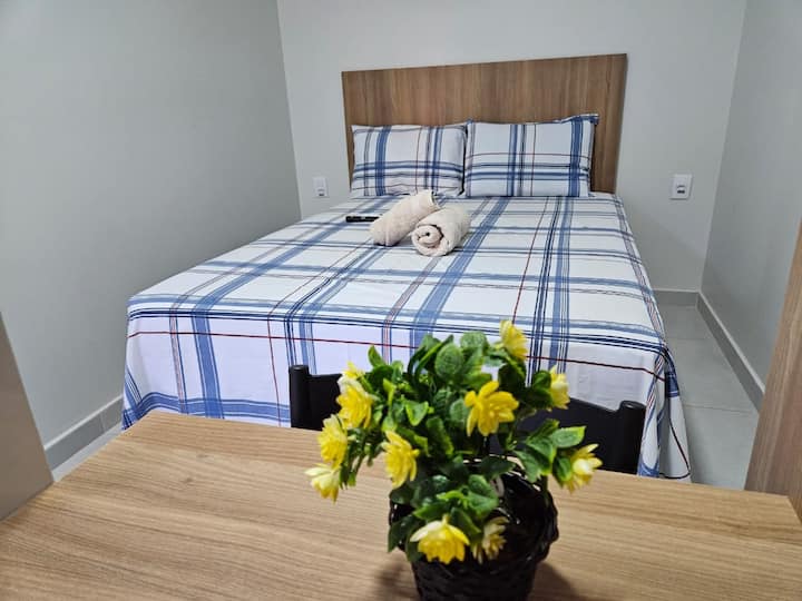 Suítes Ribeiro 04 - Santa Mônica, Próx. Ufu - Uberlândia