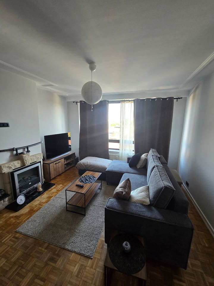 New Appartement Lumineux - Bruxelles