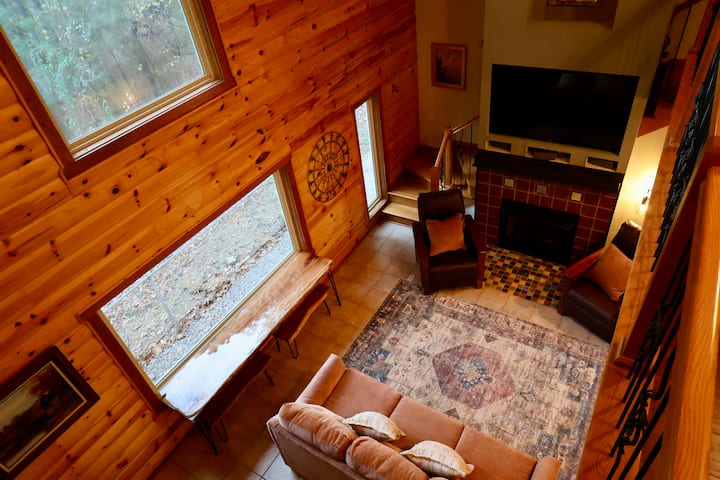 Secluded Cabin Near Hsv, Oaklawn, Parks, And Lakes - Hot Springs Village, AR