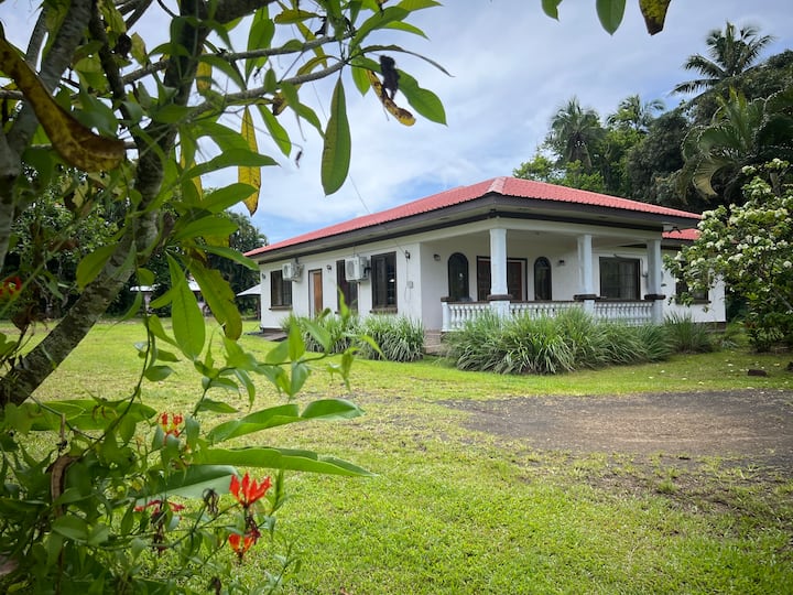 Spacious Home, Full Ac, Large Private Property - 아메리칸사모아