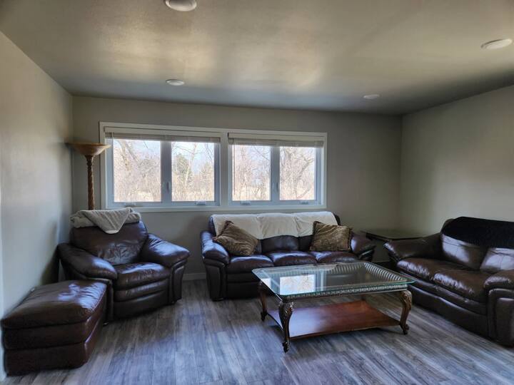 Fargo Farmhouse 5 Mins To Town! - Fargo, ND