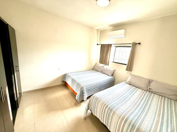 Apto Pa|2rec/1ba|6 Cuadras Consulado|parking - Laredo, TX