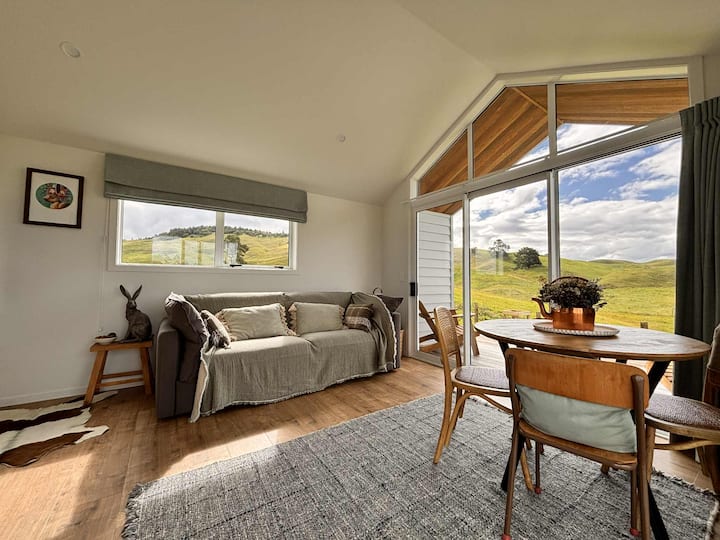Valley View - Off Grid, Peaceful, Rural Escape. - New Zealand