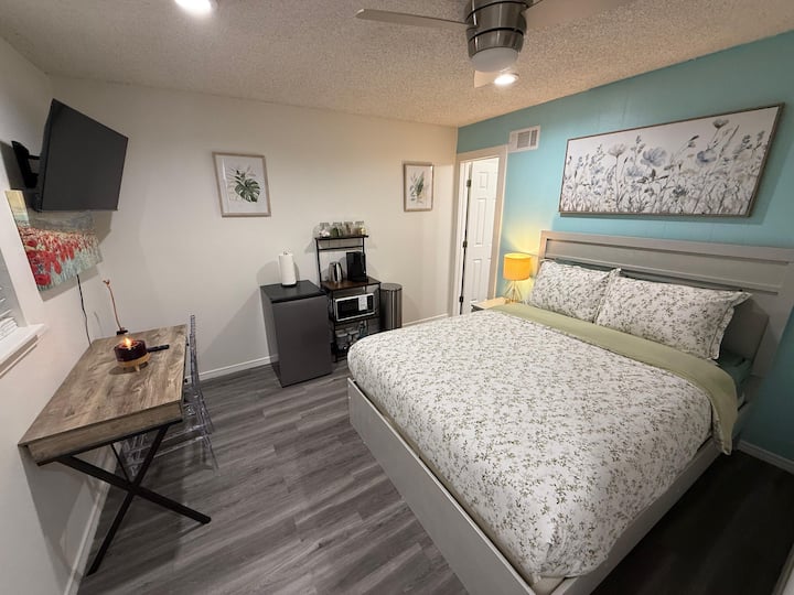 Comfort Guest House - Santa Clarita, CA