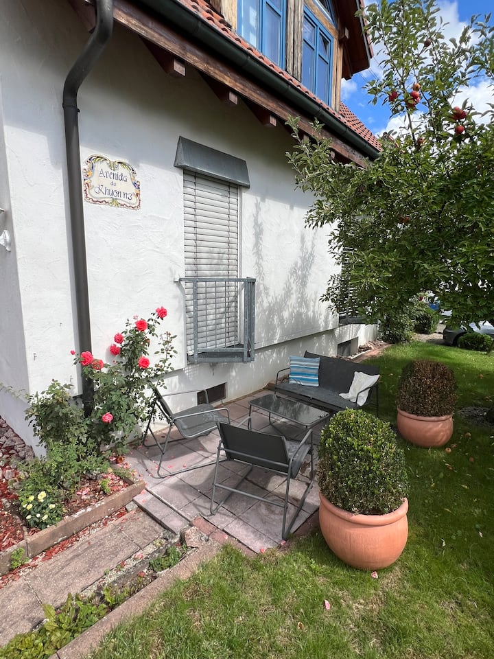 Stilvolle Zentrale 2,5 Zimmer Wohnung Mit Terrasse - Rottweil