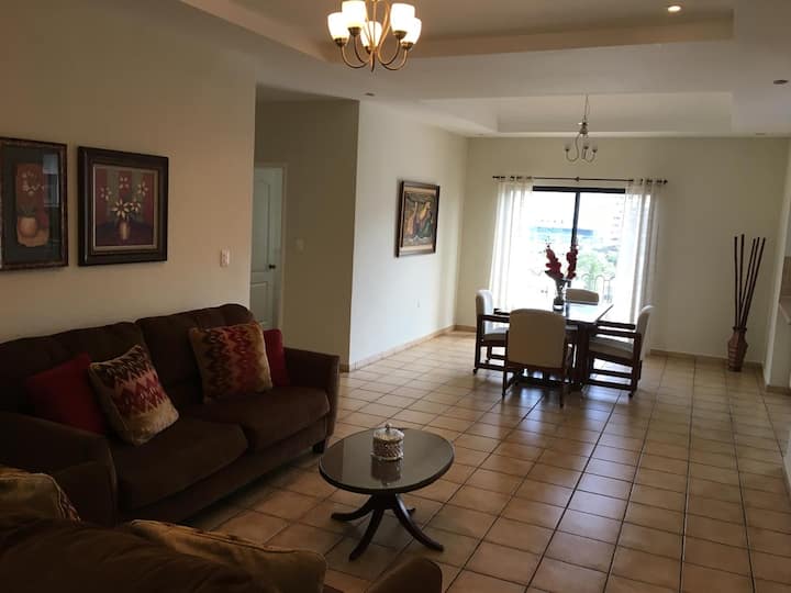 Senecios' Path Apartment - Tegucigalpa
