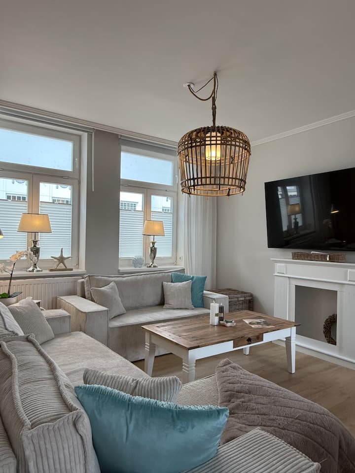 No. Iii: Maisonette Mit Balkon, Netflix/disney - Schwerin