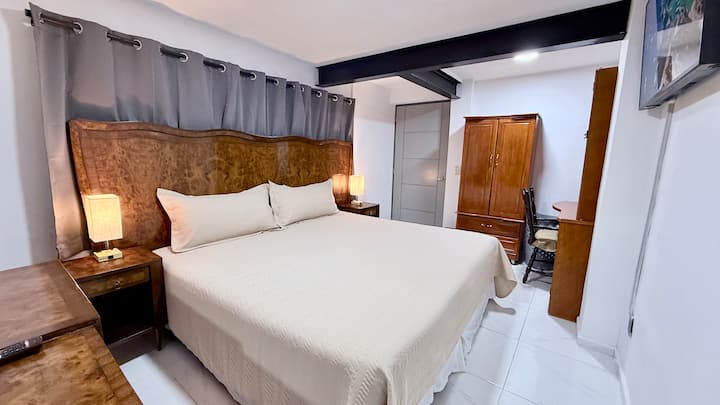 Casa Planta Baja 2 Cuartos 1 Baño Cochera 1 Auto - Zapopan