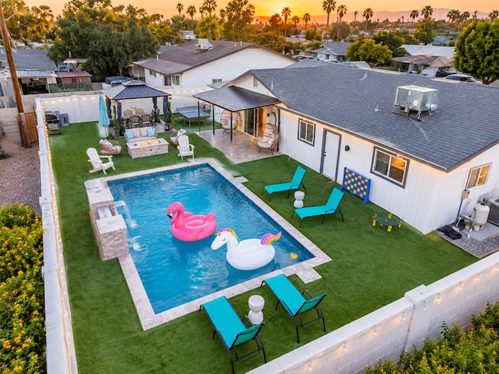 Old Town Jewel - Heated Pool Fire Pit Arcade - Scottsdale, AZ