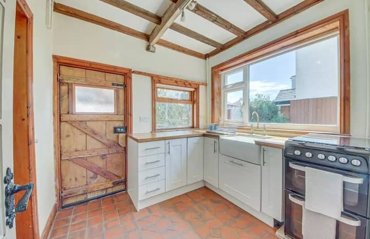 Cosy Cottage On The Coast. - Formby