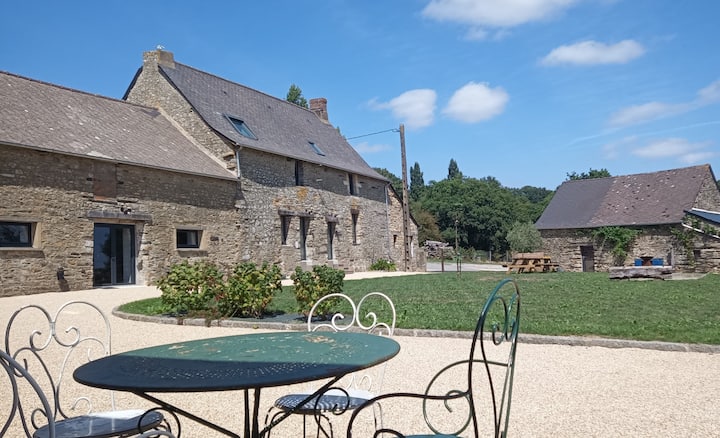 Gîtes Mitoyens à Louer Ensemble - Ille-et-Vilaine