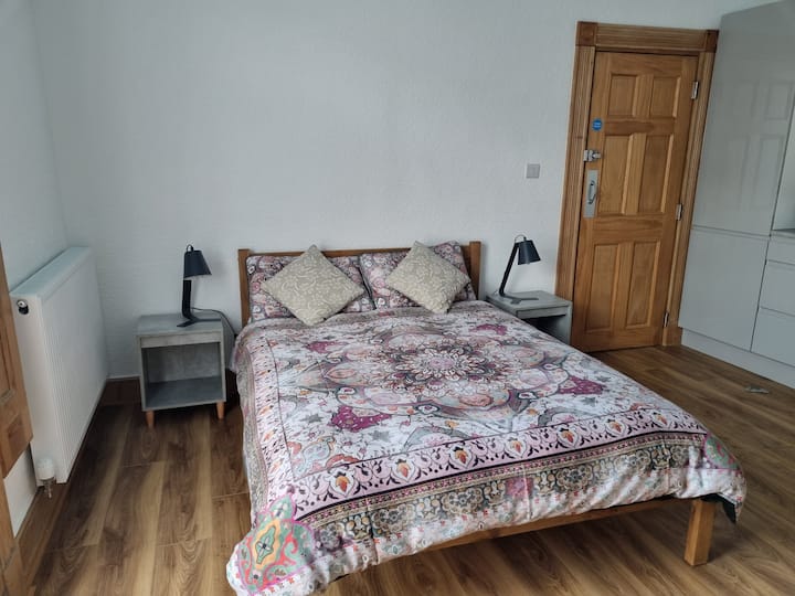 Home From Home - Gloucester