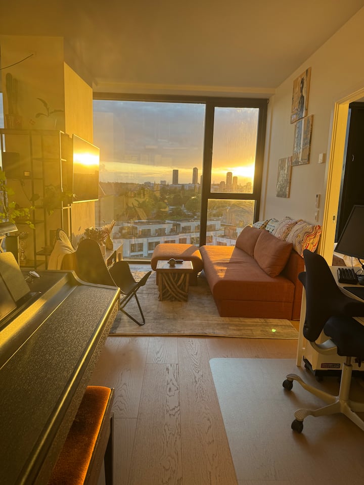 Harbor Area With Stunning Top Floor Sunset Views - Copenhagen