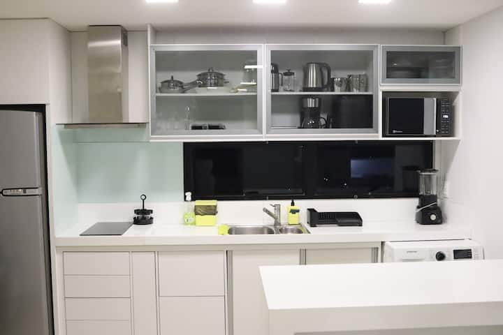 Golden Land / Praia De Boa Viagem - Recife