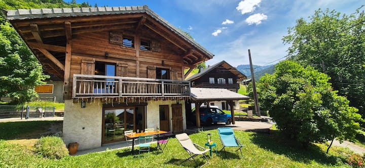 Chalet Cosy à Abondance – Vue Montagne - Abondance