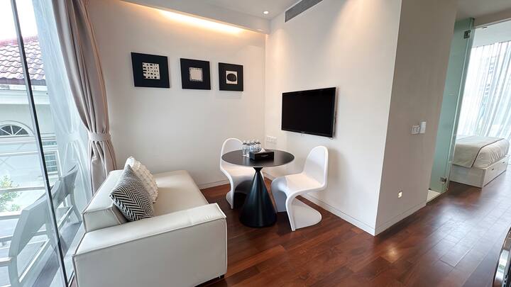 Liv Premier Two Bedroom With Balcony In Novena - Singapore