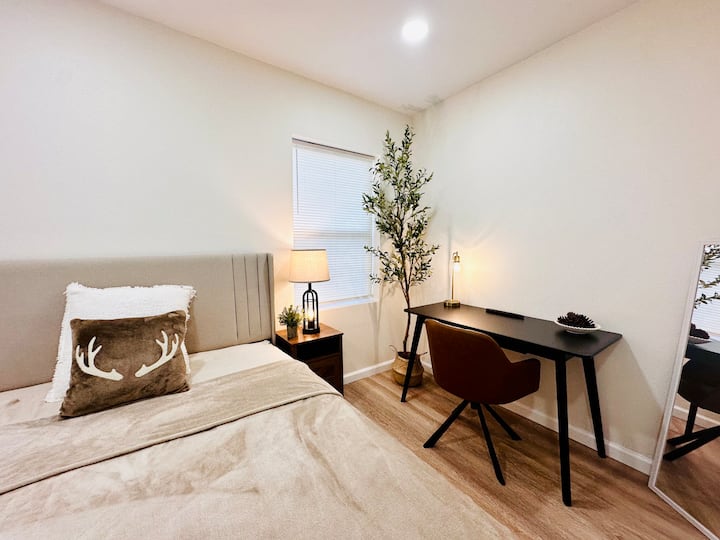 Cozy Home Centrally Located - Columbus, MS