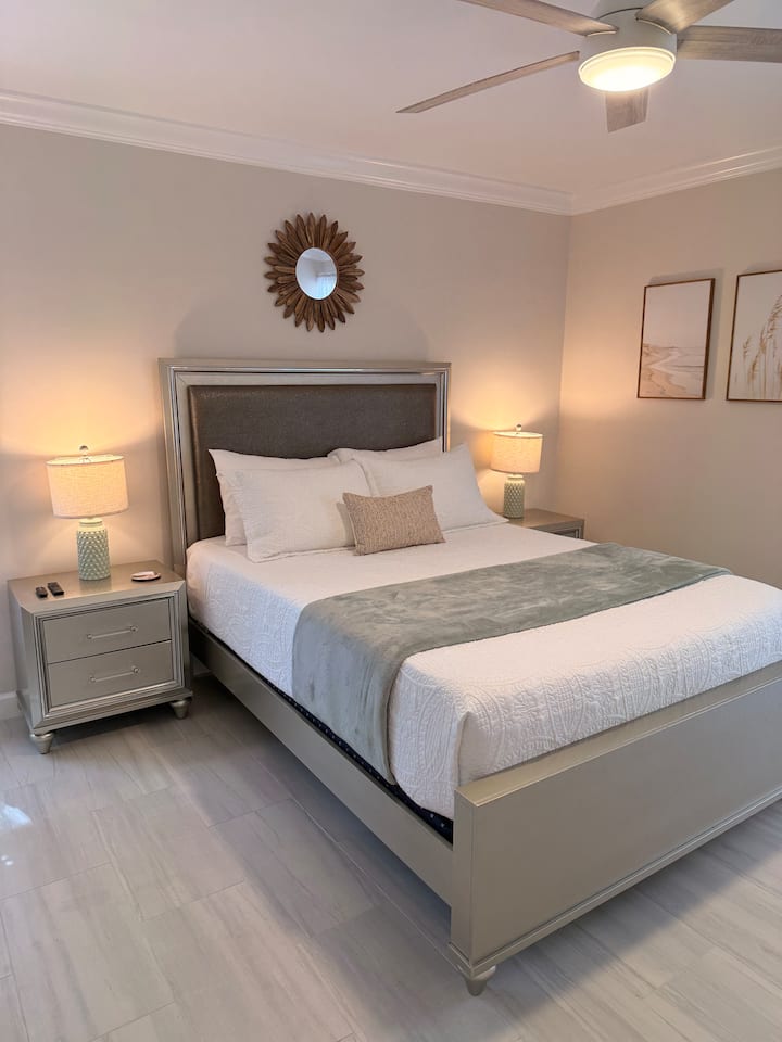 Miami Beach Luxury Condo - Surfside, FL